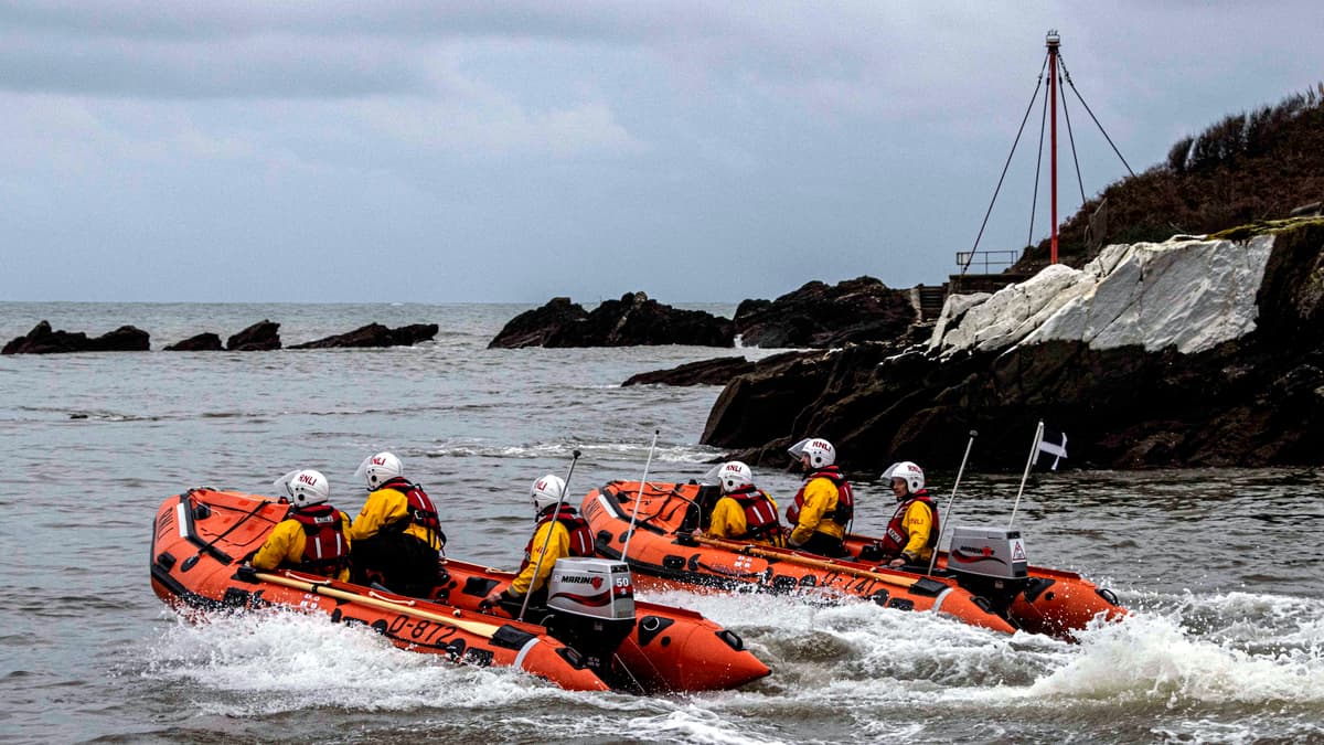 Looe RNLI farewell to D-class lifeboat | voicenewspapers.co.uk