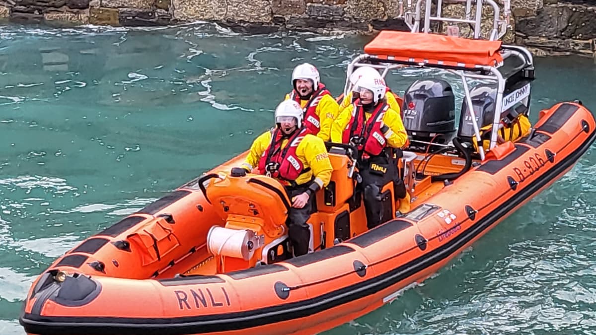 RNLI Lifeboat Station welcomes brand-new B-Class lifeboat ...