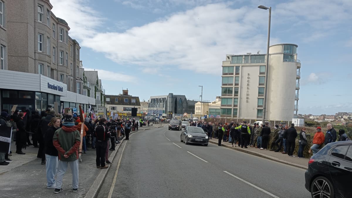 Video: asylum seeker protests in Cornwall | voicenewspapers.co.uk