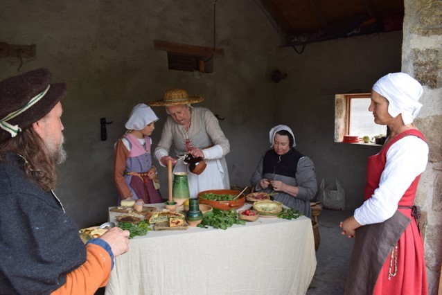 Tudors times return to Tywardreath in re-enactment event ...