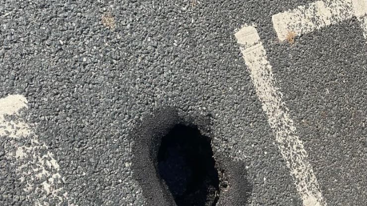 'Hole' in road appears overnight on Fairmantle Street in Truro ...