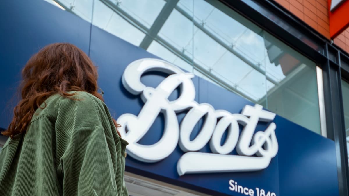 Boots bosses meet MP to discuss closure of St Austell pharmacy ...