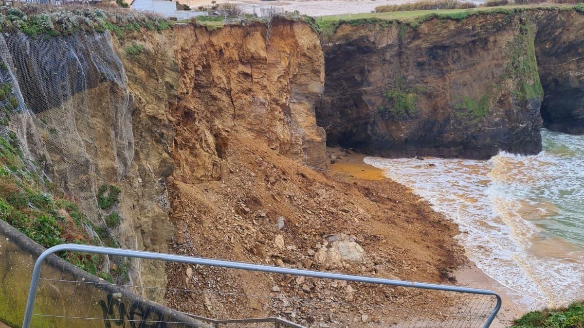 Second major cliff collapse at Whipsiderry Beach | voicenewspapers.co.uk