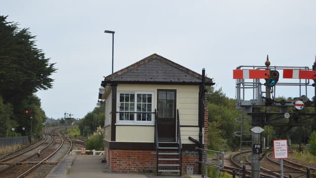 GWR rail disruption announced as final phase of signal works begin ...