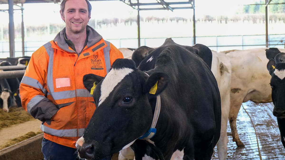 College's Future Farm setting animal standards | voicenewspapers.co.uk