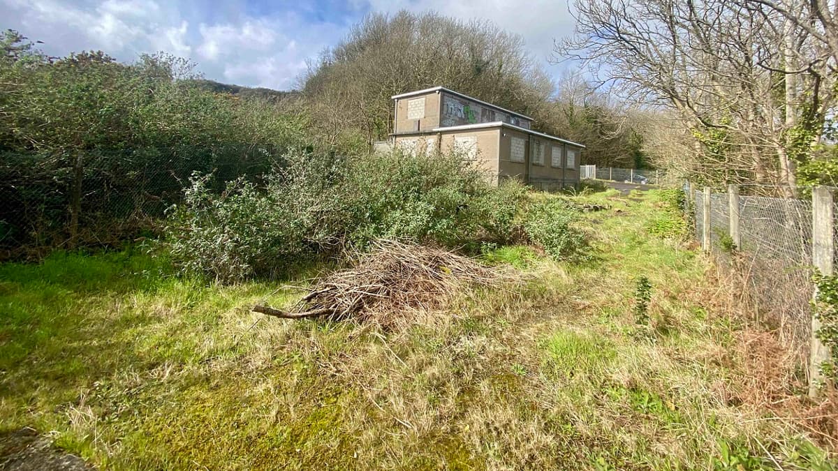 Newlyn quarry offices to go up for auction | voicenewspapers.co.uk