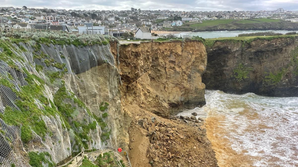 Third major cliff collapse near luxury flat development ...