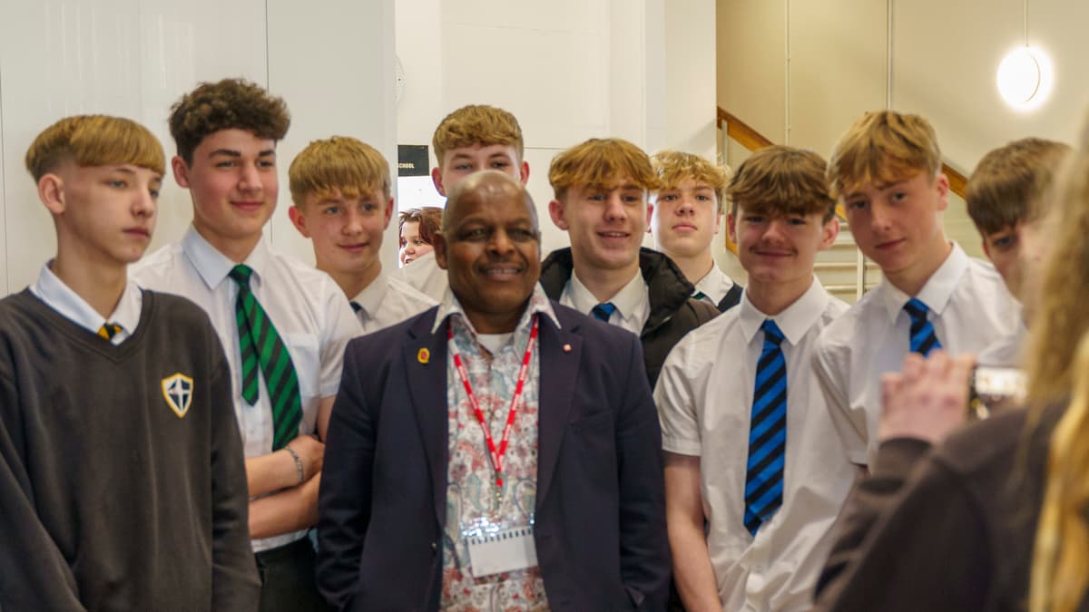 Floyd Steadman OBE inspires students with his compelling life story ...