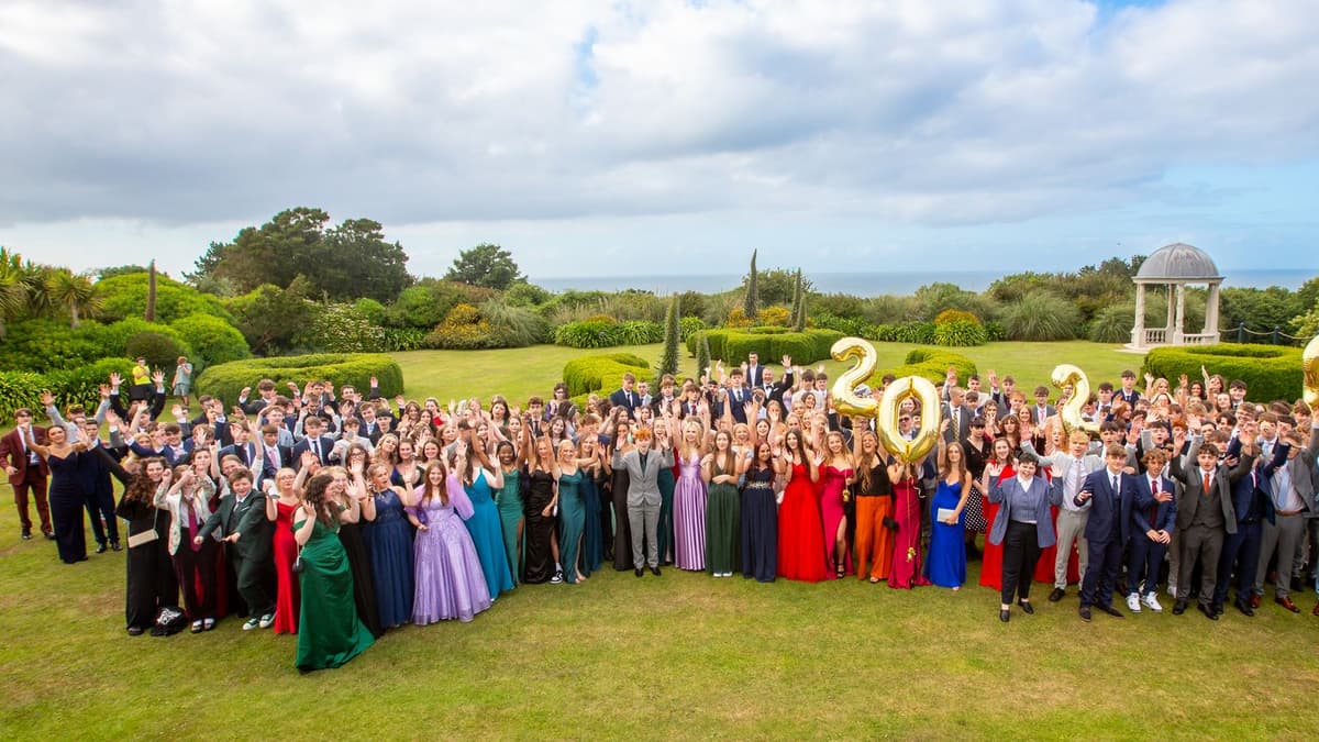 Camborne students celebrate their time at school attending prom night ...