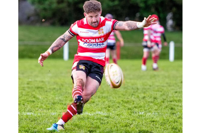Saints ease to victory over fellow mid-table side Lydney ...