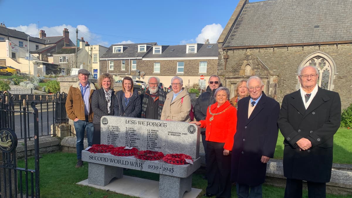 New war memorial benches to honour 77 missed Saltash war casualties ...