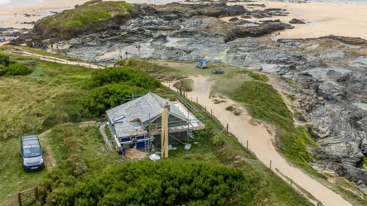 Infamous Cornish smuggler’s cottage transformed into luxury holiday let ...