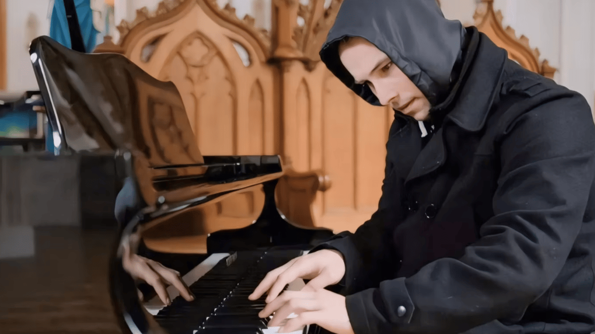 Viral sensation to perform at fundraising concert in Helston ...