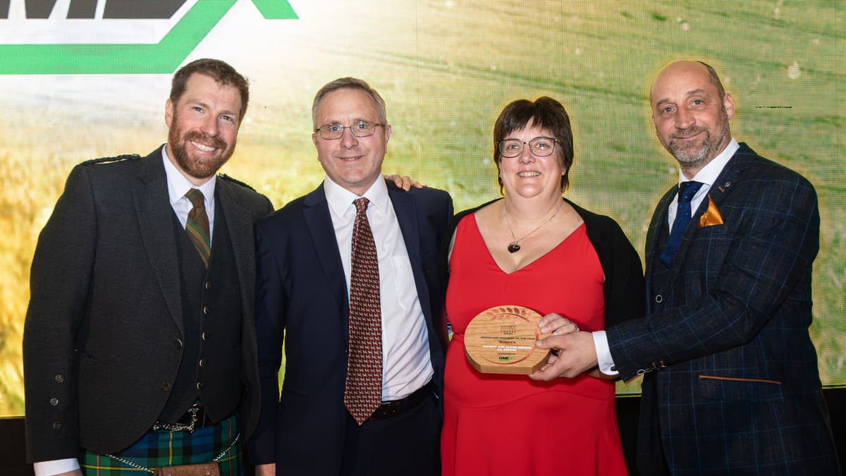 Fraddon couple receive prestigious award for their farming methods ...