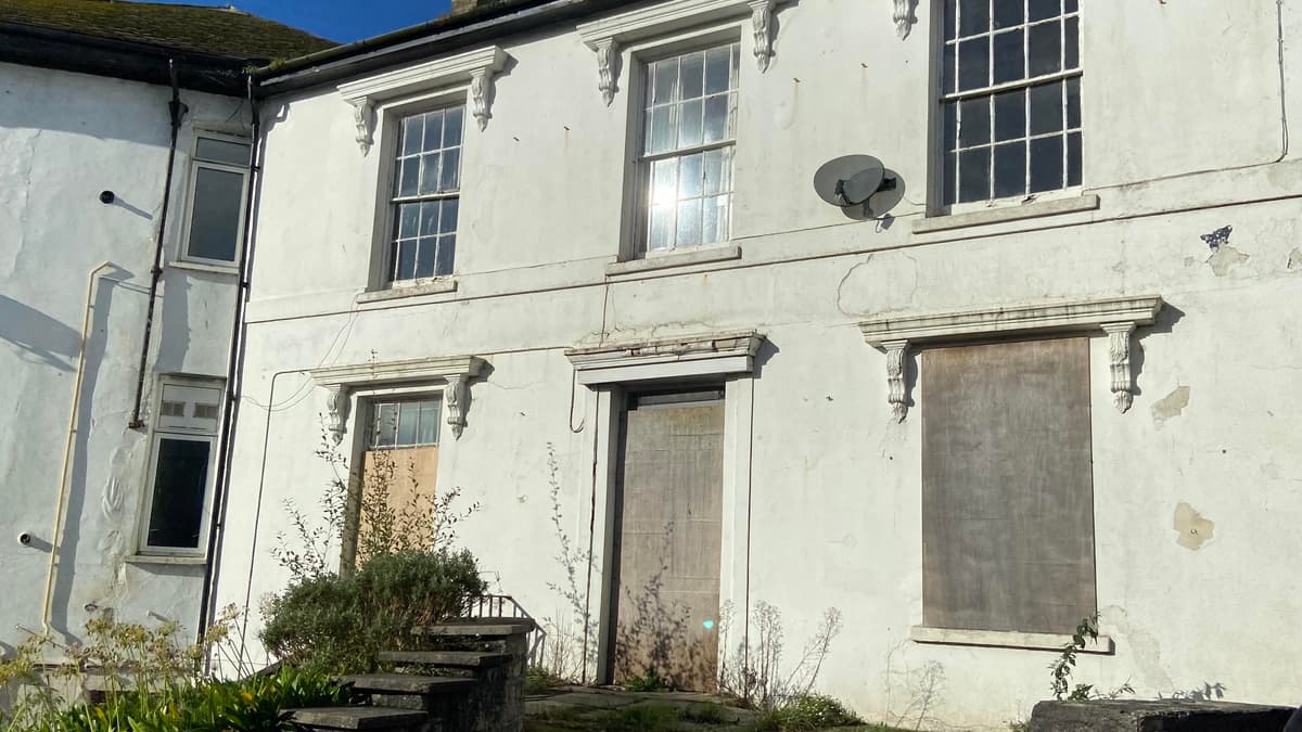 Historian tells of outrage over idea of demolishing listed building in ...