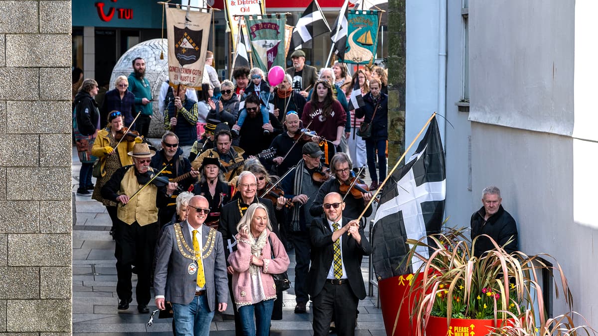 Largest attendance yet for St Piran celebrations in St Austell ...