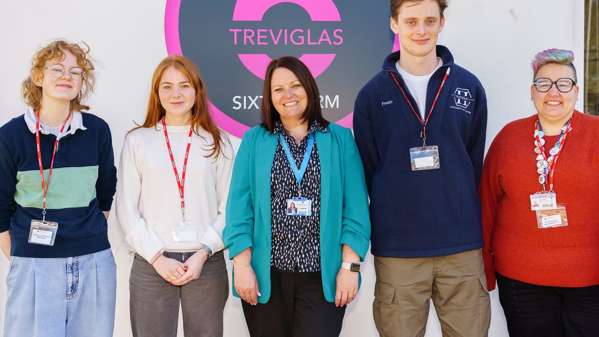 Sixth form launches new scheme to broaden horizons of its students ...