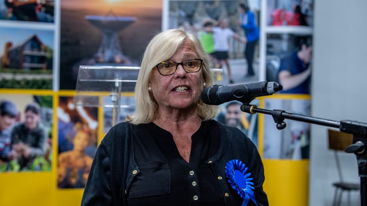 Pascoe pledges to keep working tirelessly for local community ...