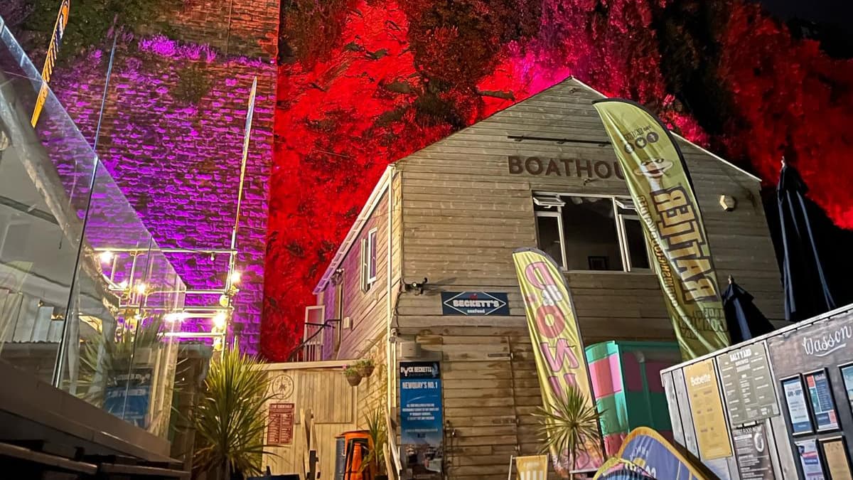 New initiative sees harbour illuminated with spectacular cliff lighting ...