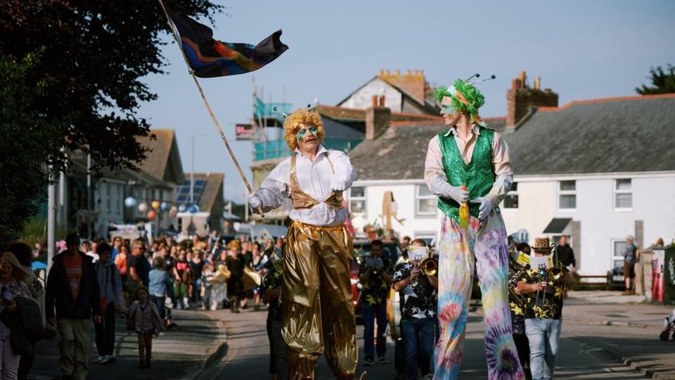 Hayle celebrates carnival in style | voicenewspapers.co.uk