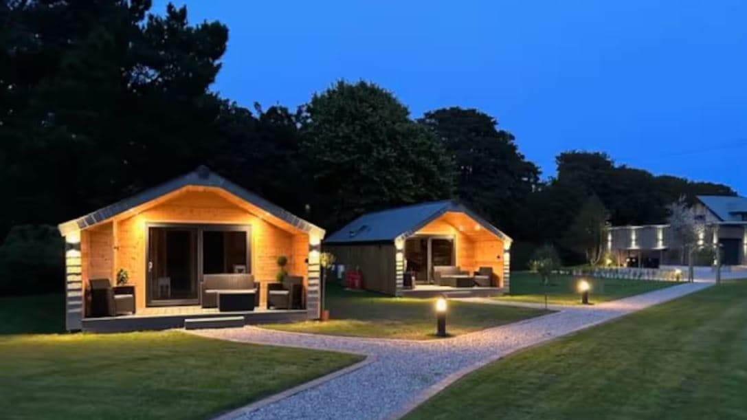 Concerns raised at rogue roofer’s ‘holiday park’ in back garden ...